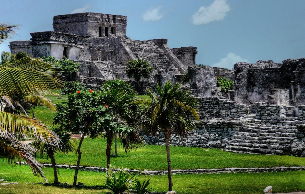 A 15 anni scopre una cittÃ Maya con Google Maps.