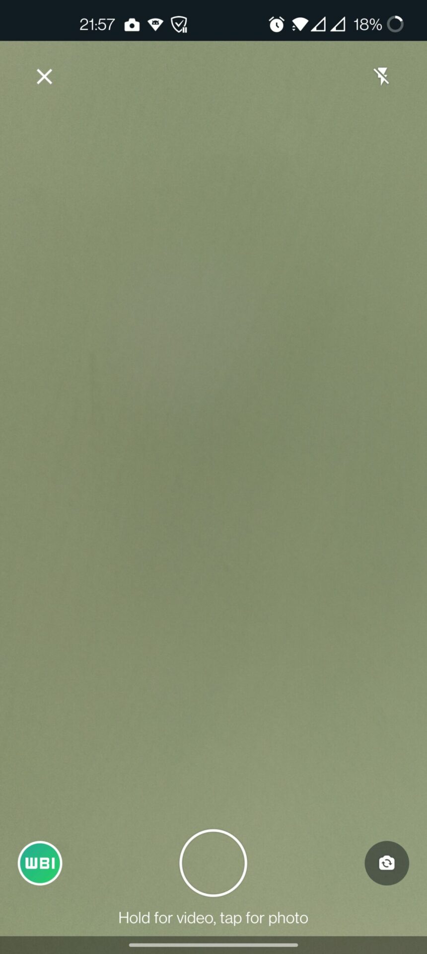 WhatsApp ha una nuova fotocamera: cosa cambia nell'interfaccia